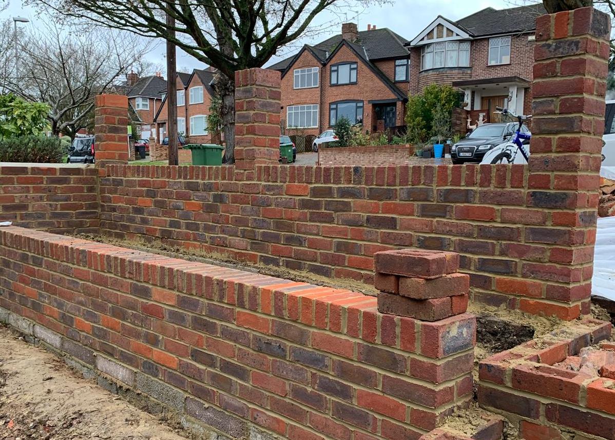 Surrey brickwork services - local landscaped gardens & patios specialist